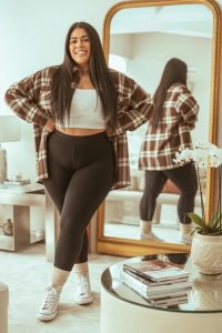 Midsize Fall Fashion: Curvy Girl Outfit Ideas That Serve Looks & Layers ...
